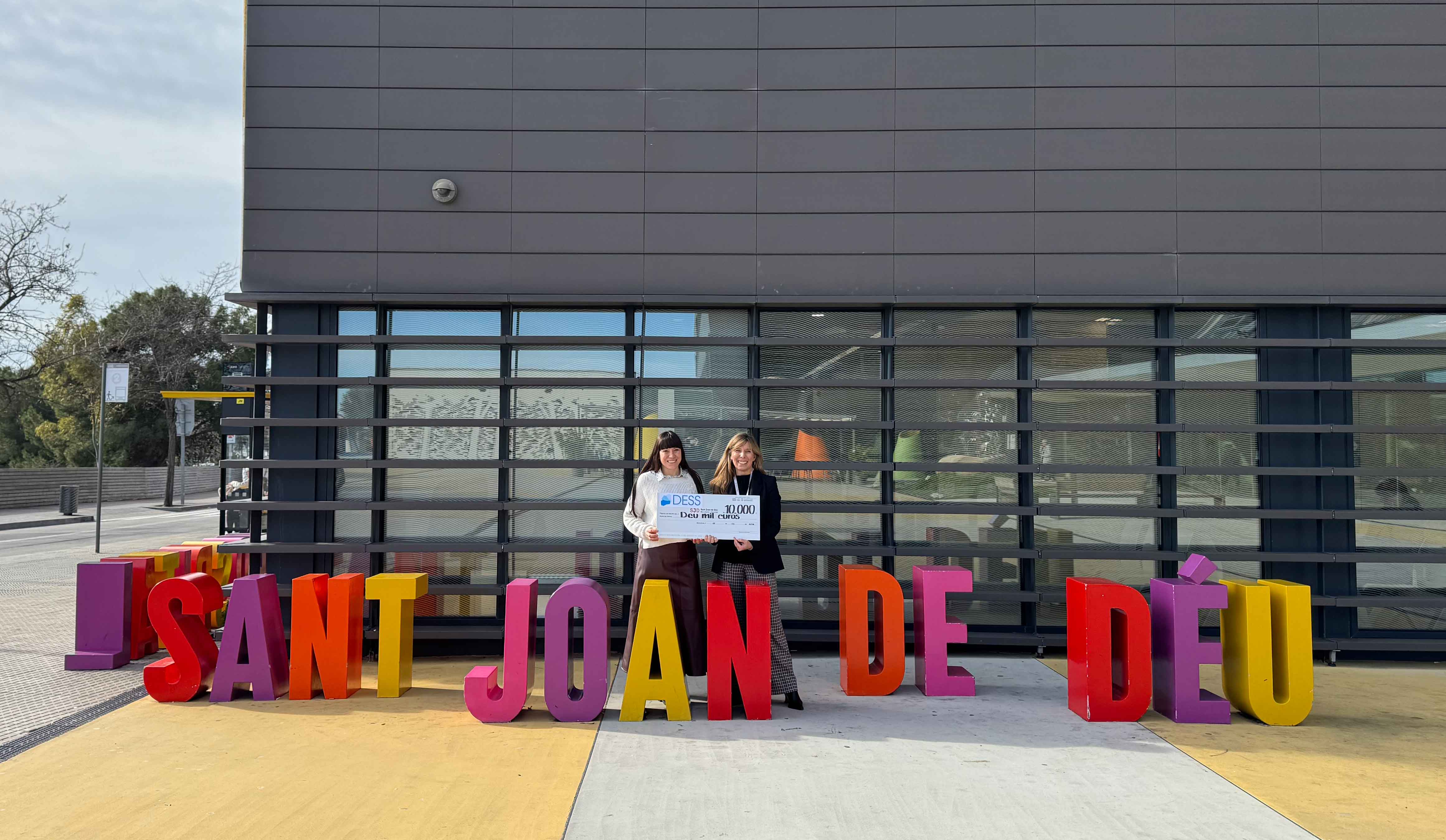 DESS® dona 10.000€ al programa de Ayuda a las Familias | SJD - DESS